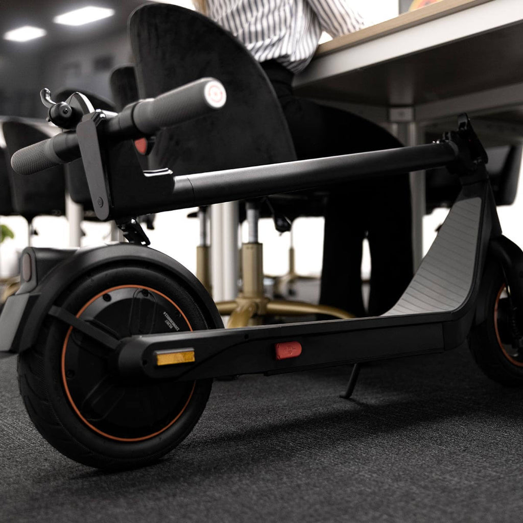 InMotion AIR Pro Electric Scooter - The Best Entry Level Entry Commuter ...